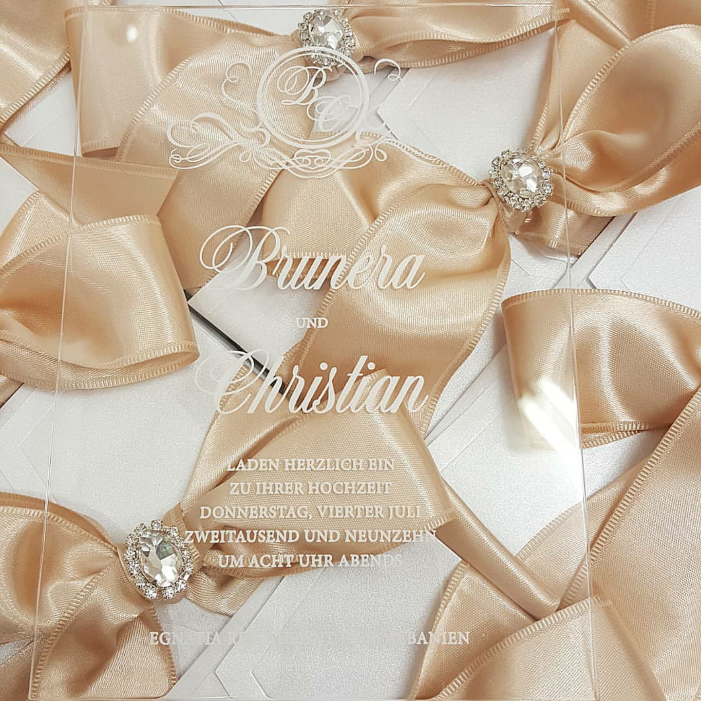 Mars Design (ftesa dasme) – MyWedding.al